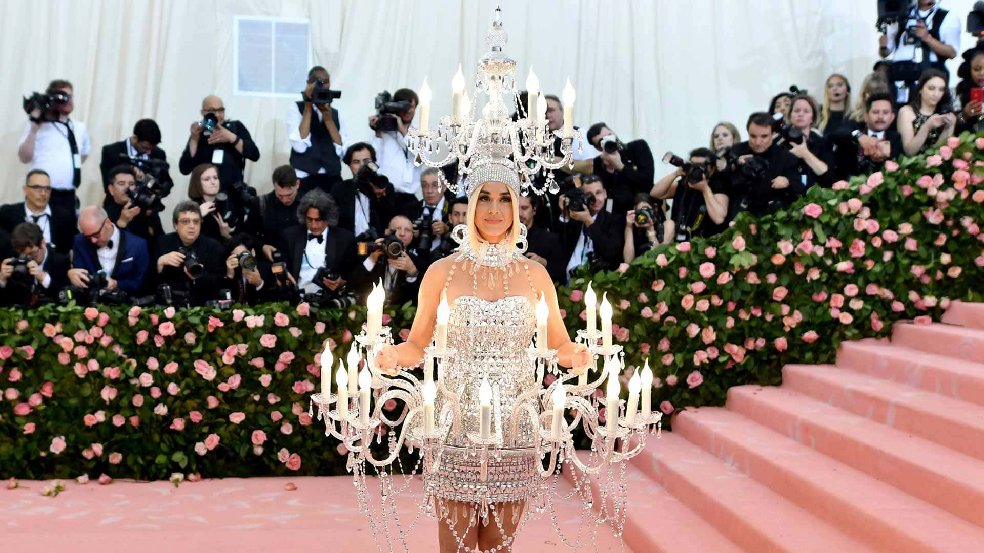 Los trajes de la gala MET 2019: la excentricidad en una alfombra rosa