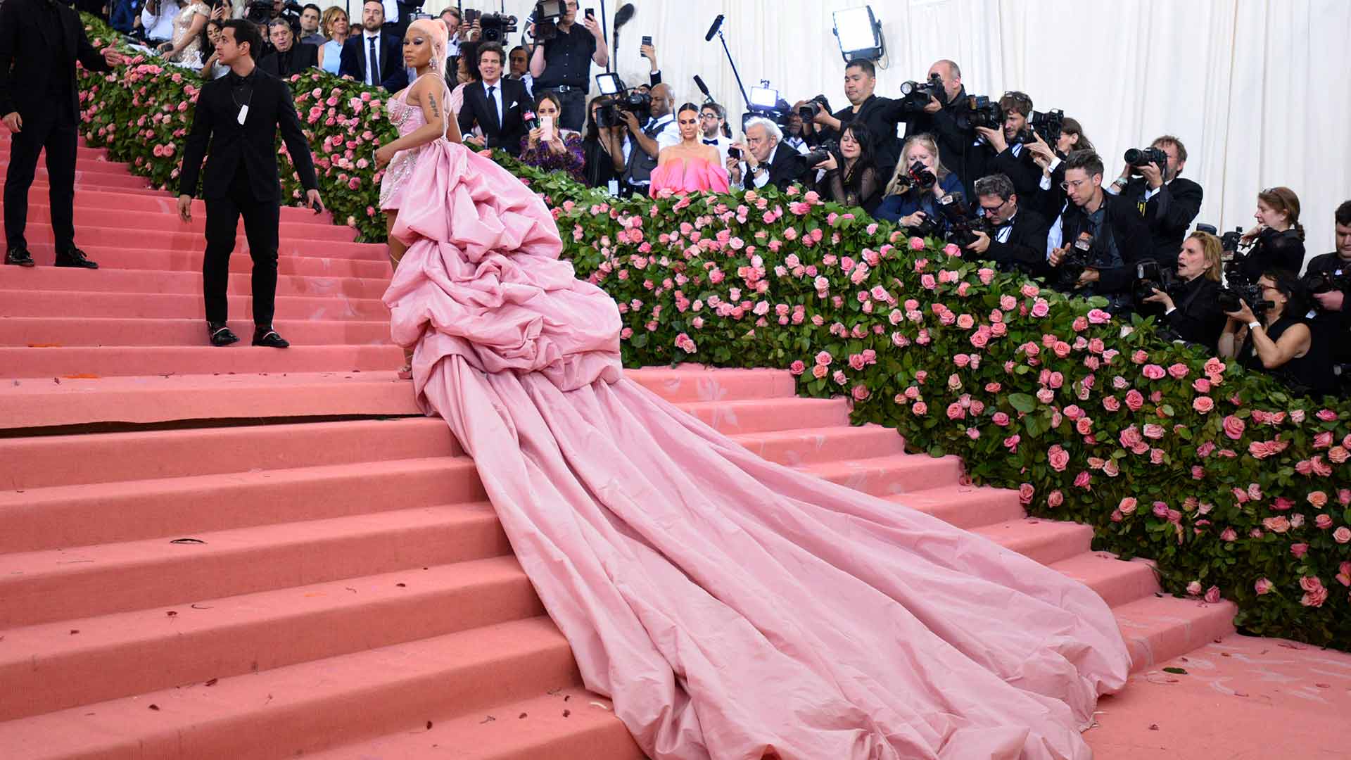 Los trajes de la gala MET 2019: la excentricidad en una alfombra rosa