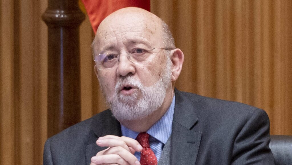 Tezanos admite errores al estimar el voto de Vox y anuncia un nuevo ...