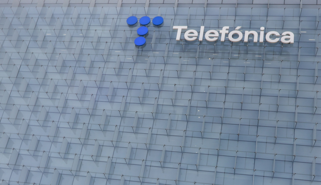 Telefónica incorpora a Wayra y a su fundación en su imagen corporativa ...