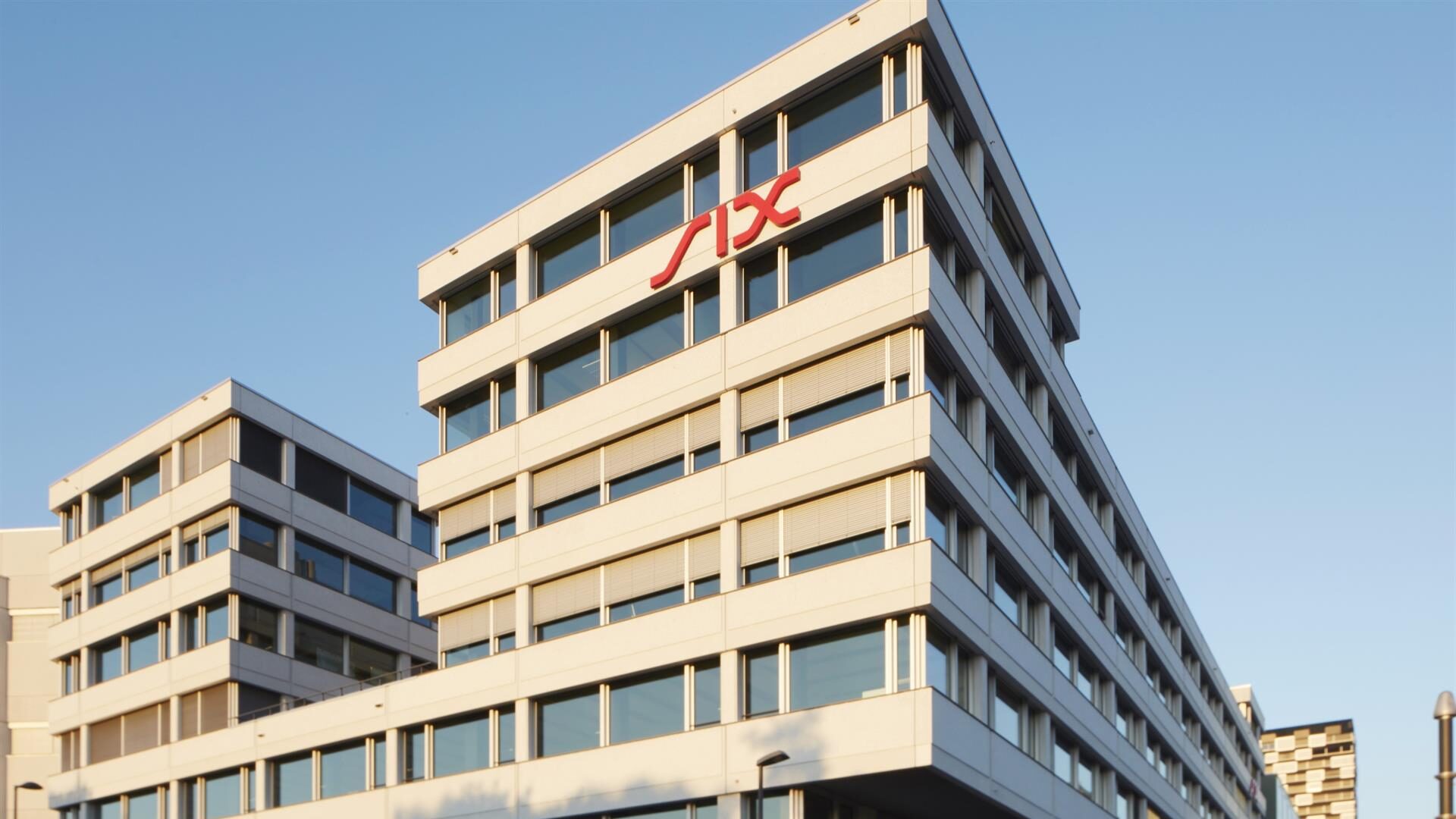 Six multiplicó por más de dos su beneficio en 2022, hasta los 186,5 ...