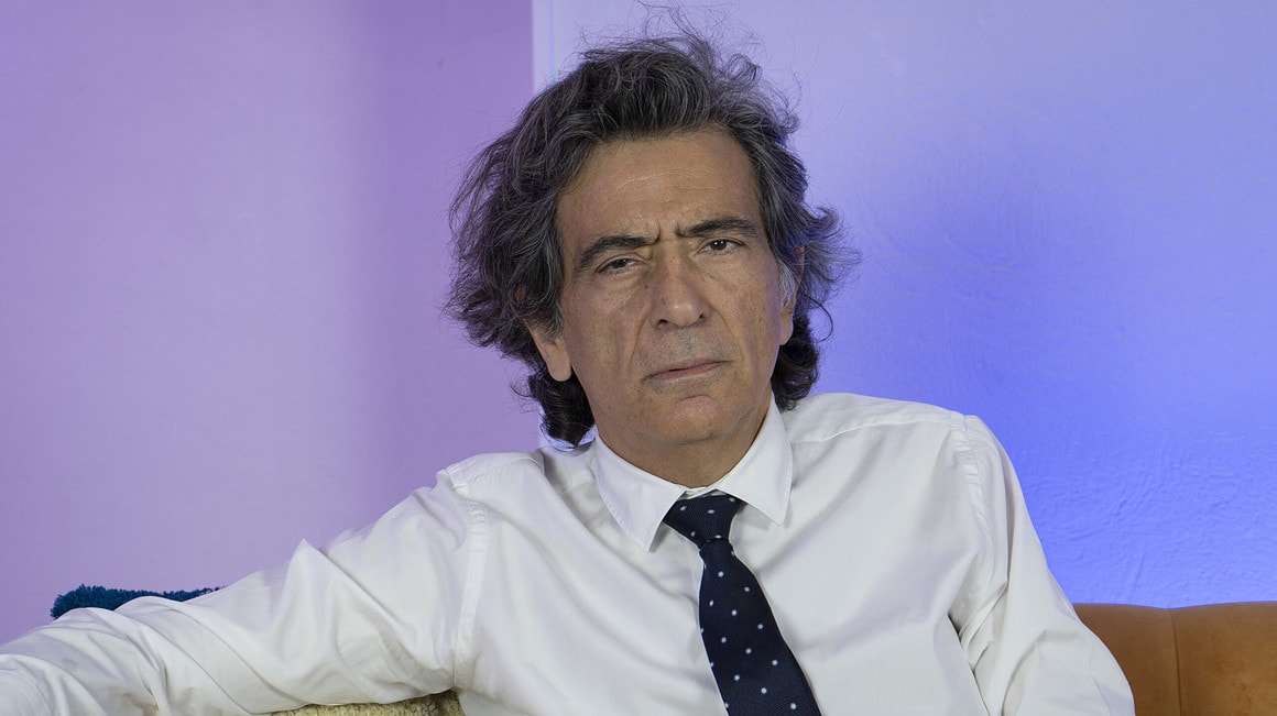 Arcadi Espada: «La política debería estar vetada a la gente joven»