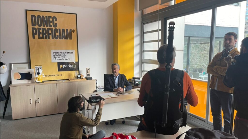 La 'teleco indepe' se suma al DNI catalán