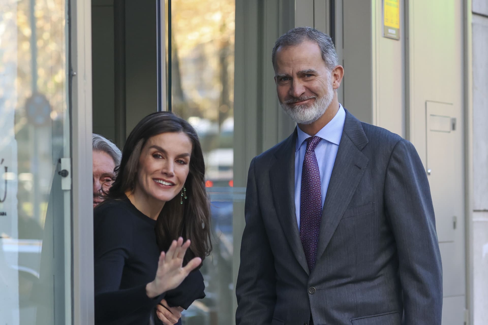 La infanta Elena reúne al rey Juan Carlos, al rey Felipe y a la reina ...