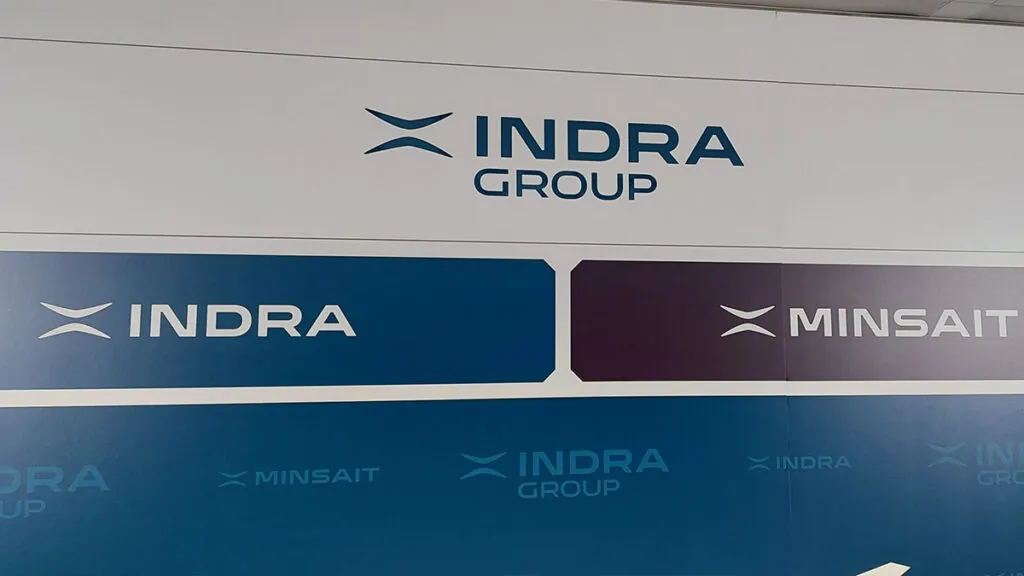 Indra presenta nuevo logo y la nueva marca corporativa Indra Group