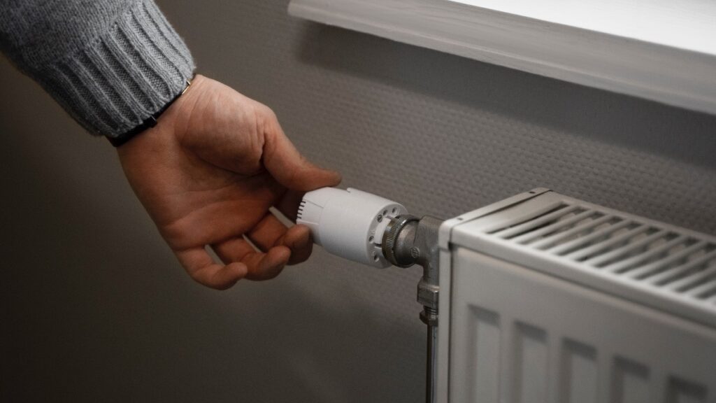 Cómo purgar los radiadores: cuándo se hace y cómo hacerlo