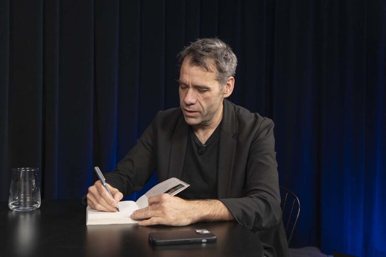 Rubén Amón: «Señor Sánchez, me rindo, la próxima vez voy a votar por usted»
