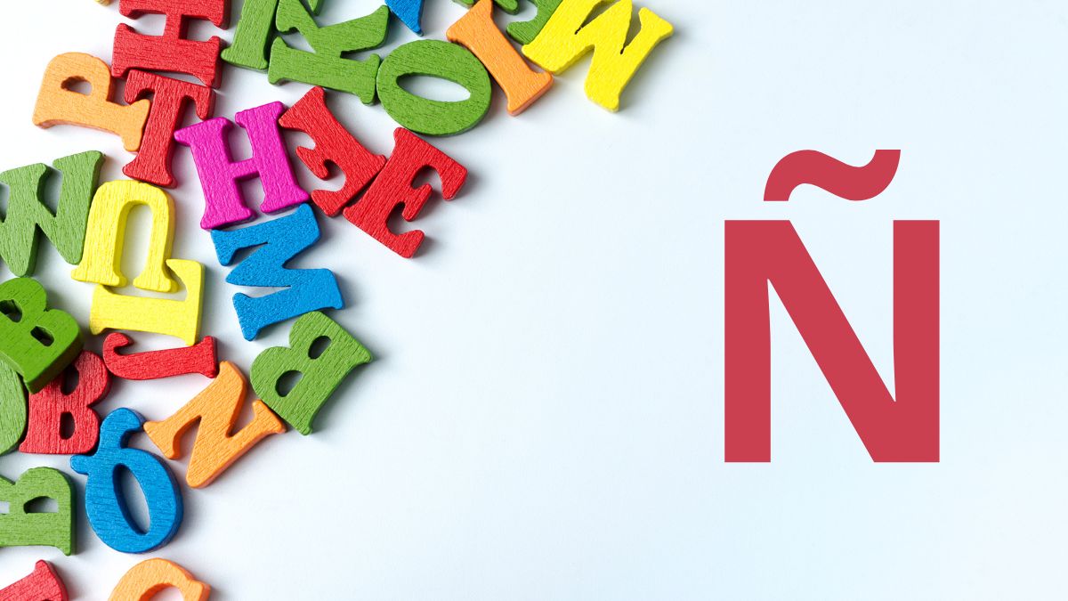 El nombre de la línea que está encima de la «ñ», según la RAE
