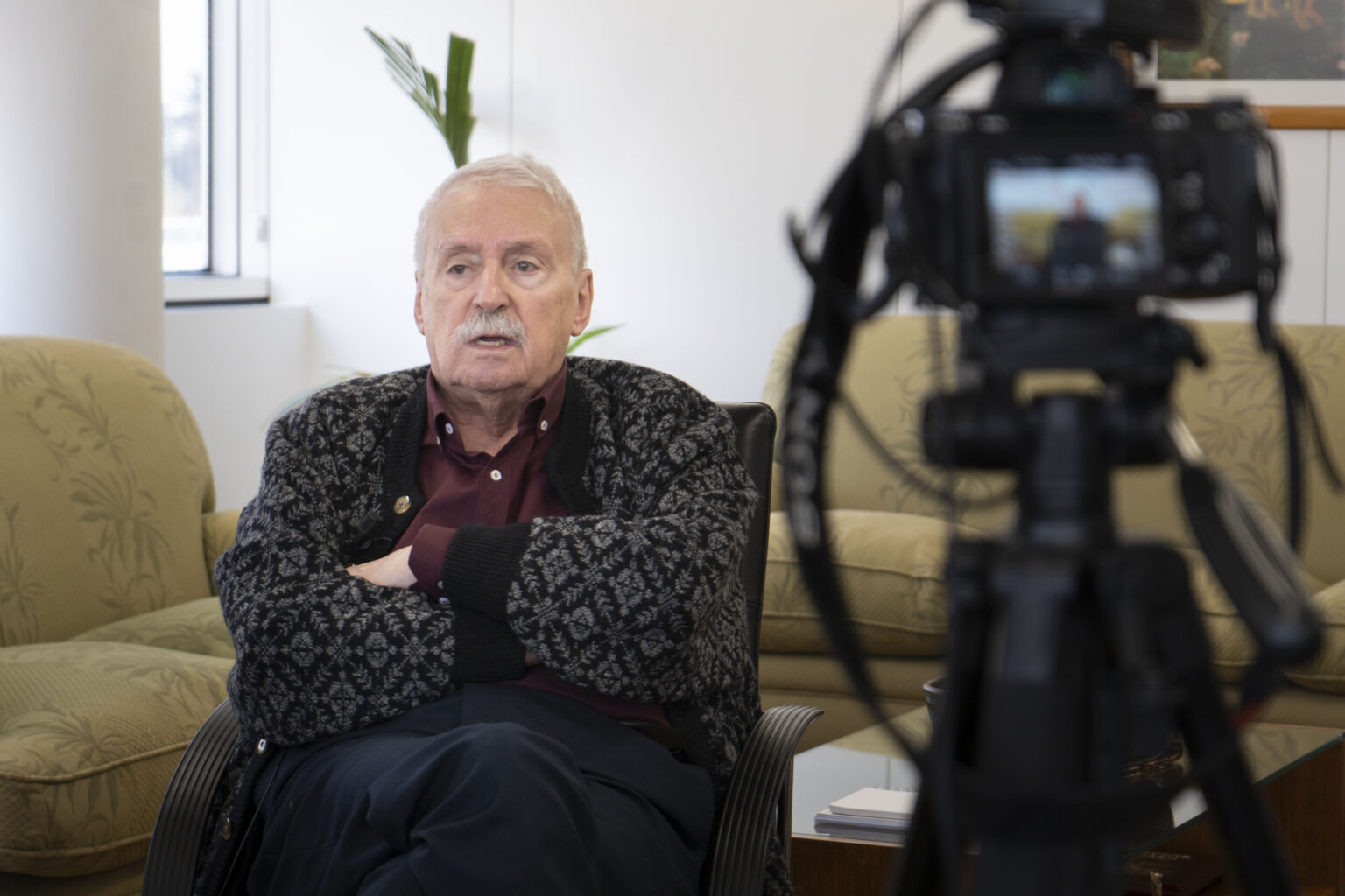 Joaquín Leguina: «Caudillo solo hay uno y se llama Pedro Sánchez»