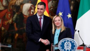 Meloni vuelve a adelantarse a Sánchez y pide participar en la ...