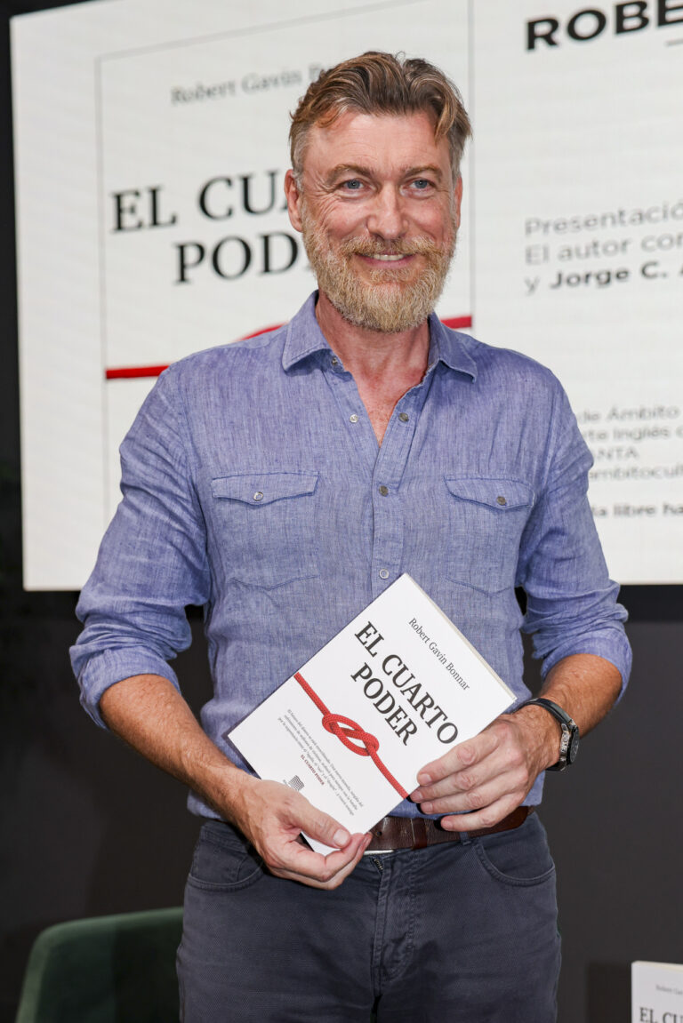 La nueva vida de Robert Gavin, novio de Telma Ortiz: su ambicioso ...