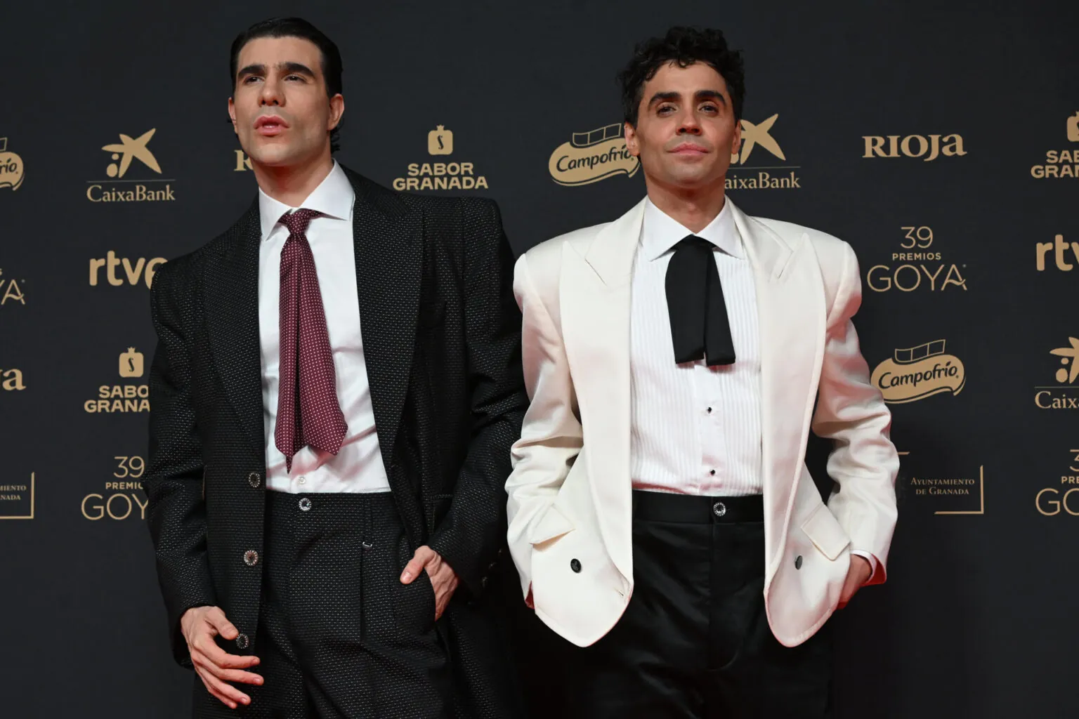 Javier Ambrossi rompe su silencio sobre su ruptura: «La vida cambia y ...