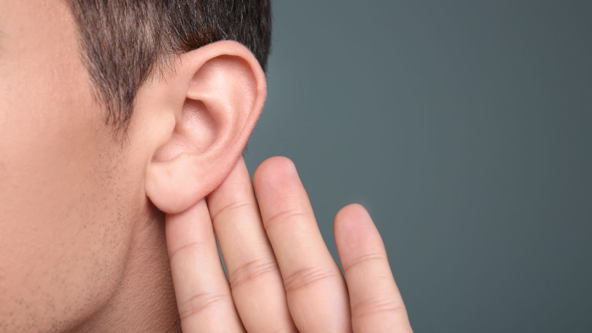 Síndrome de la oreja roja: qué es y por qué tiene relación con las migrañas