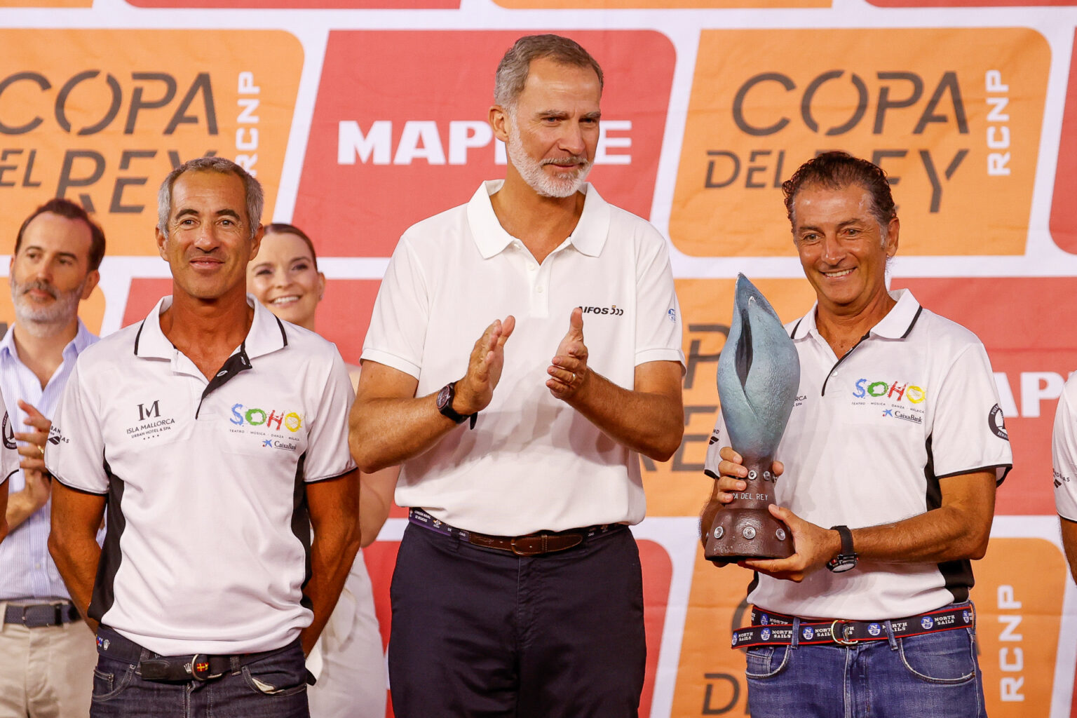 Javier, el hermano de Antonio Banderas que se enfrenta a Felipe VI en ...