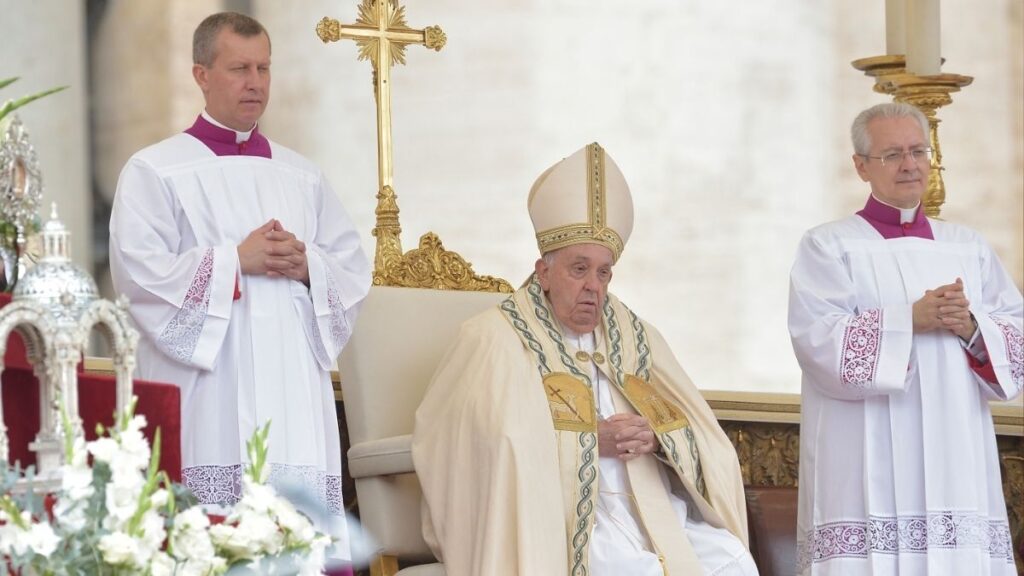 El Papa nombra más obispos y publica un texto en el que llama «hermana» a la muerte