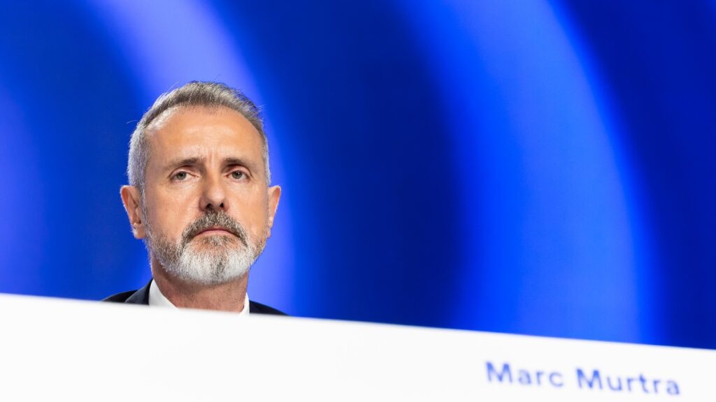 La junta de accionistas de Telefónica aprueba el nombramiento de Murtra ...