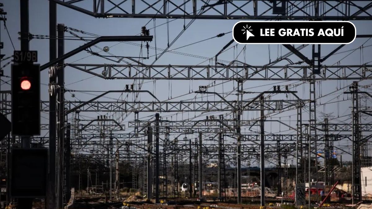 Un «grave sabotaje» provoca demoras en el AVE Madrid-Sevilla en plena ...