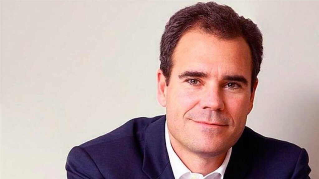 Pérez Dolset, el hombre que hace de vínculo entre el PSOE y el empresario fugado en Dubái