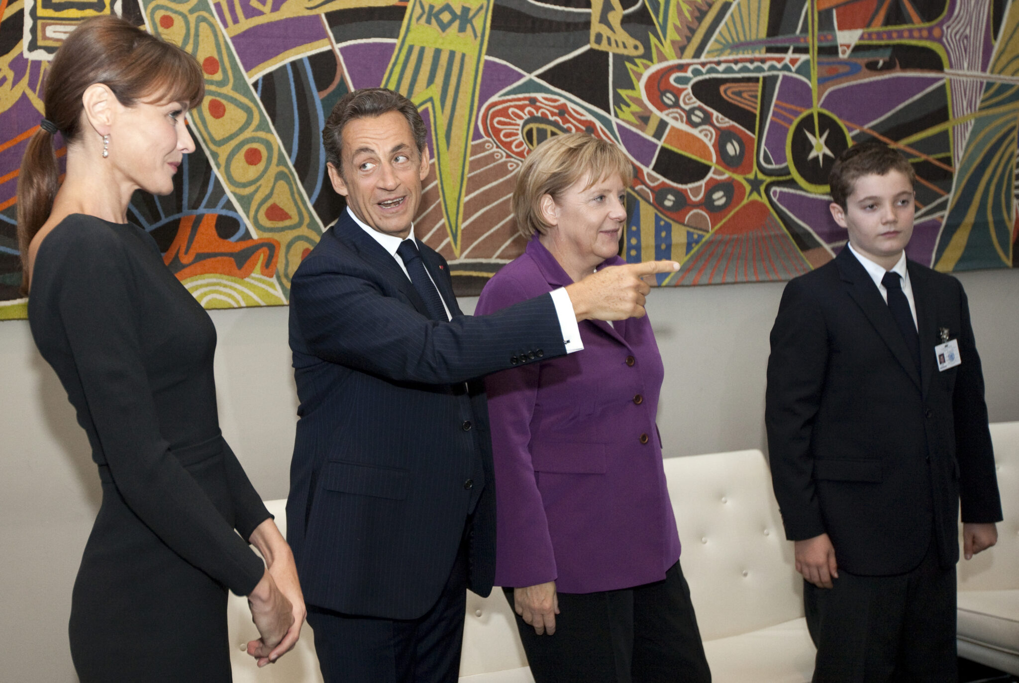 Louis, el hijo de Sarkozy que triunfa en París: su gran colección de ...