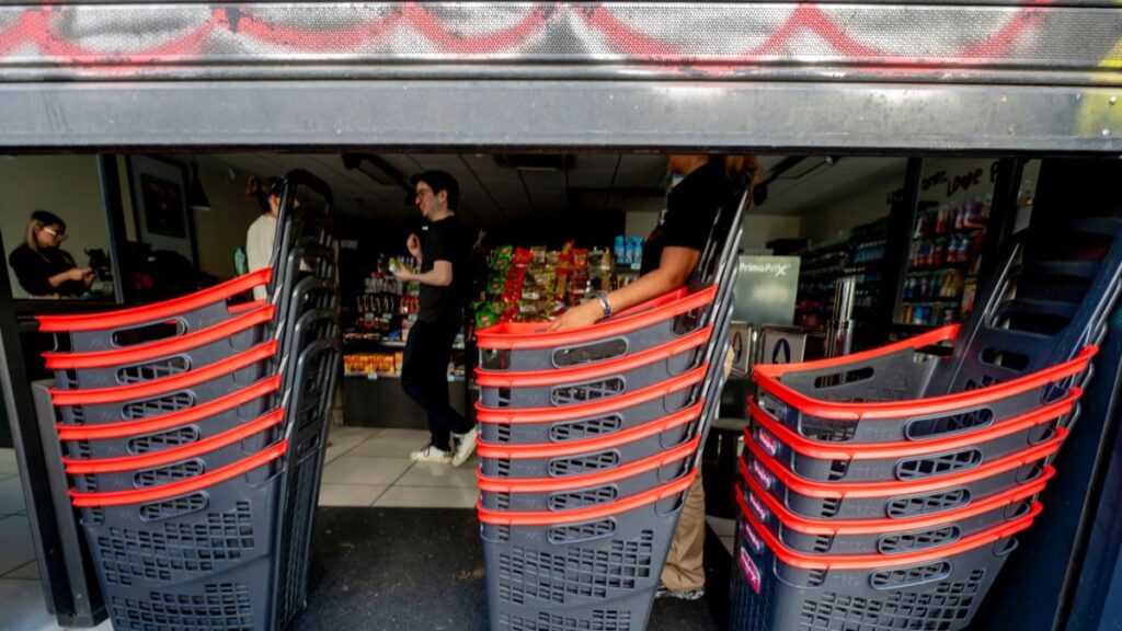La patronal de supermercados cifra en 53 millones los daños generados ...