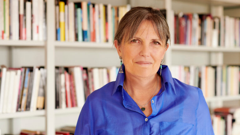 Claudia Piñeiro: «No me interesa escribir sobre la prostitución como categoría abstracta»