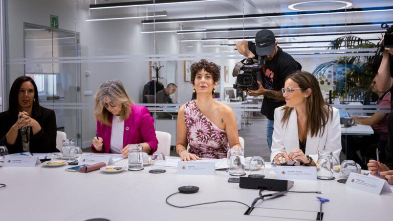 El Gobierno crea un grupo digital para censurar los «discursos de odio ...