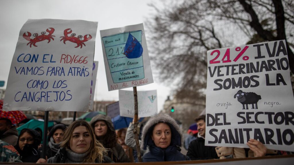 Las organizaciones de veterinarios declaran 'persona non grata' a un ...