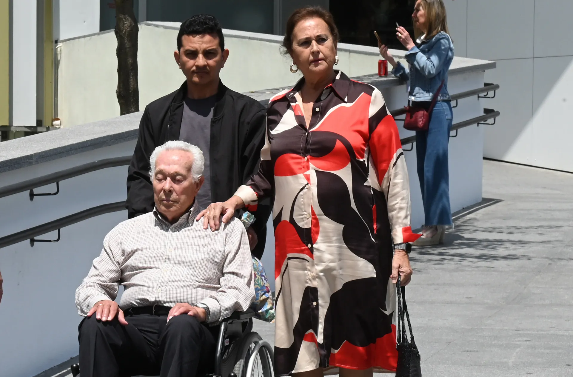 Carmen Tello da la última hora sobre la salud de Curro Romero: «Está en aislamiento»