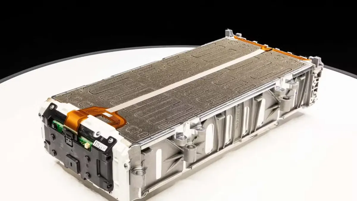 Ferrari hace ruido al presentar el propulsor del primer modelo que no ...