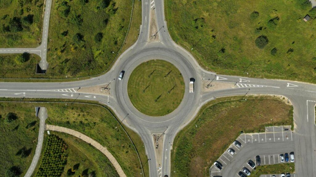 Llega a Burgos la rotonda holandesa que cambiará la forma de circular ...