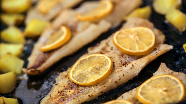 Anisakis en merluzas europeas: estudio vasco alerta y AECOSAN explica ...