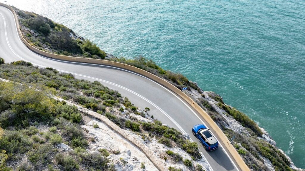 Al Mini Countryman eléctrico le crece la autonomía hasta los 501 kilómetros