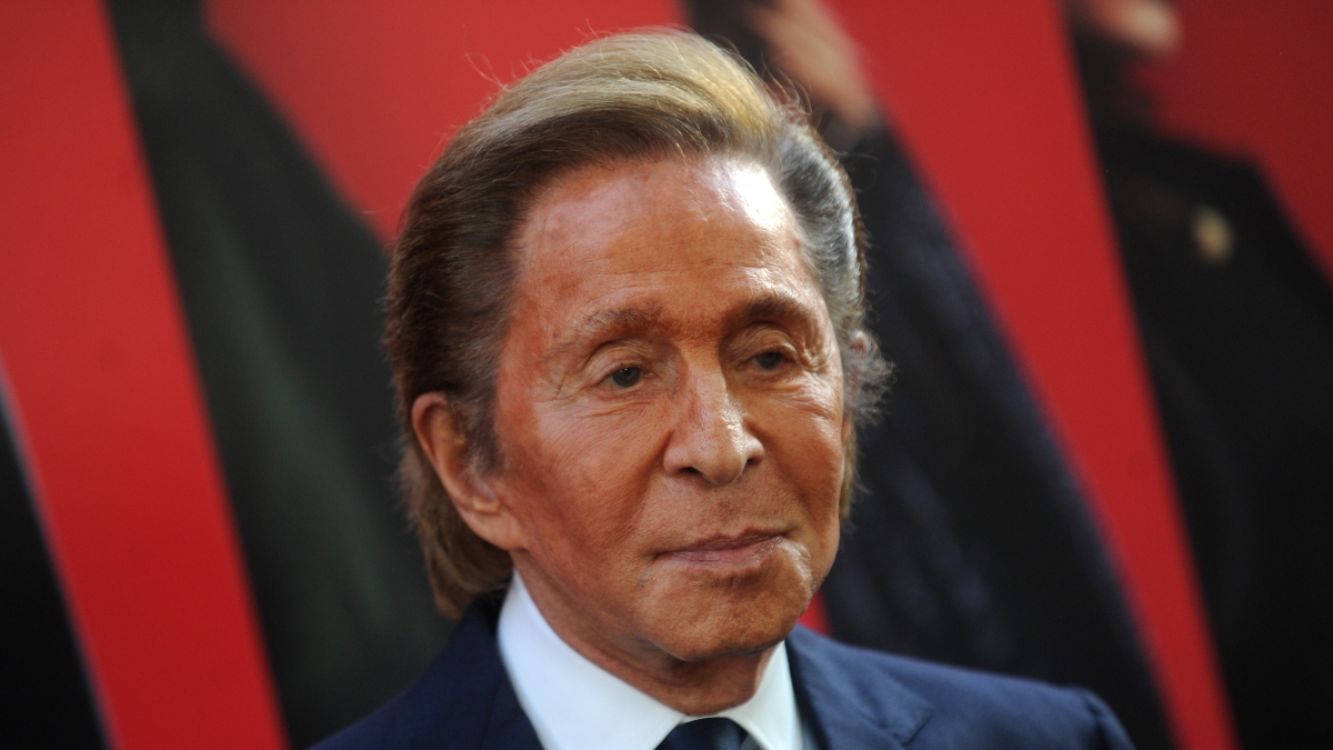 Muere el diseñador de moda italiano Valentino a los 93 años
