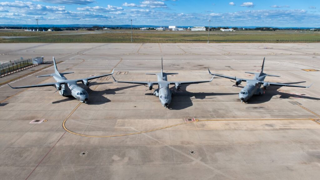 España recibe de Airbus tres de sus nuevos aviones de vigilancia ...