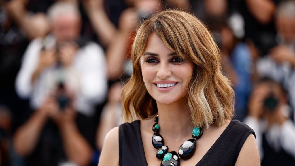 Penélope Cruz pensó que estaba sufriendo un aneurisma cerebral durante ...