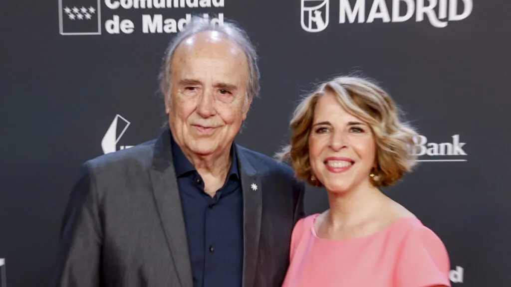 Serrat: «Soy un hombre que acepta el hecho de envejecer; vivo con mis ...
